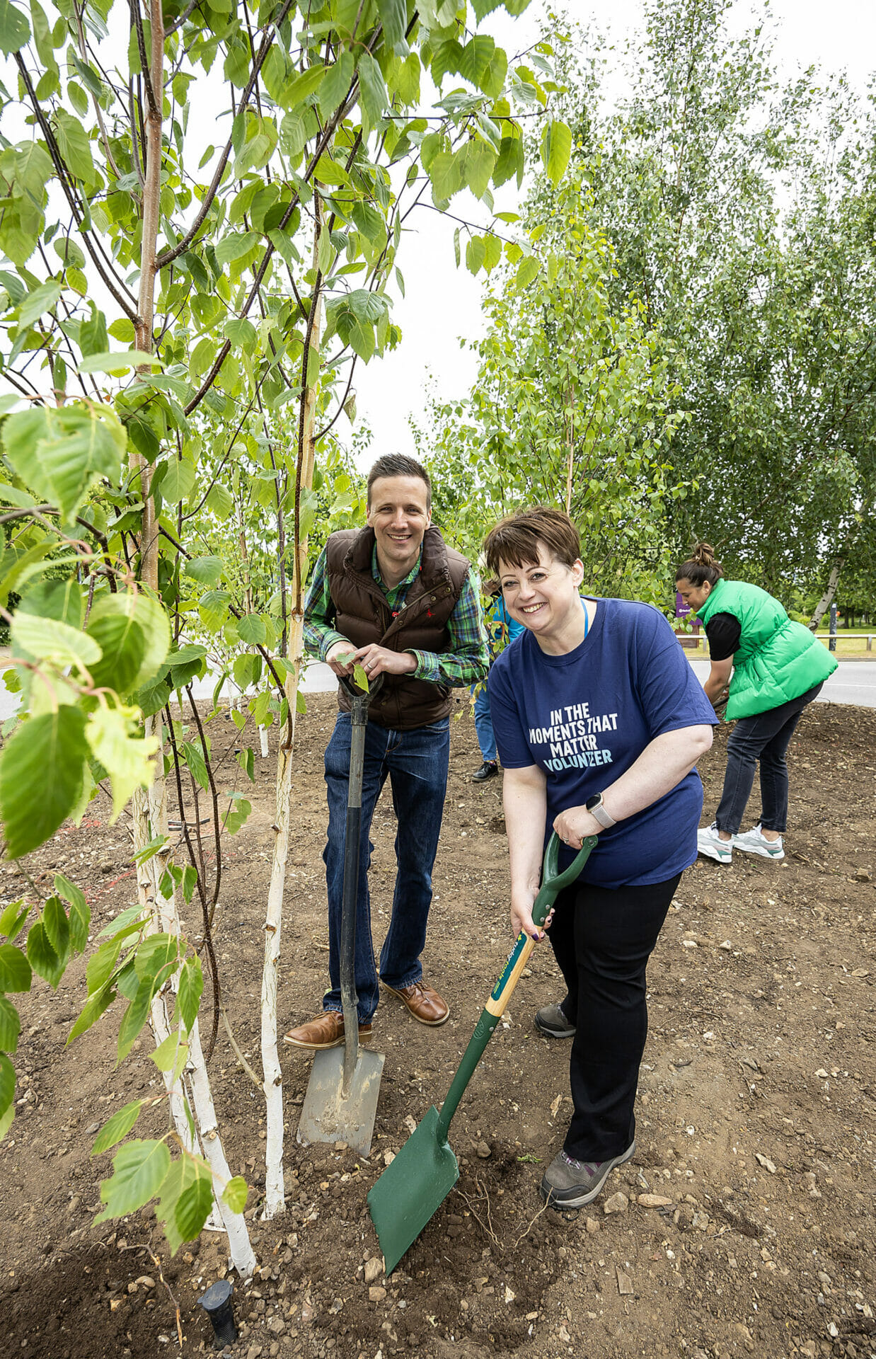 Platinum Jubilee tree planting session held at Thames Valley Park in ...