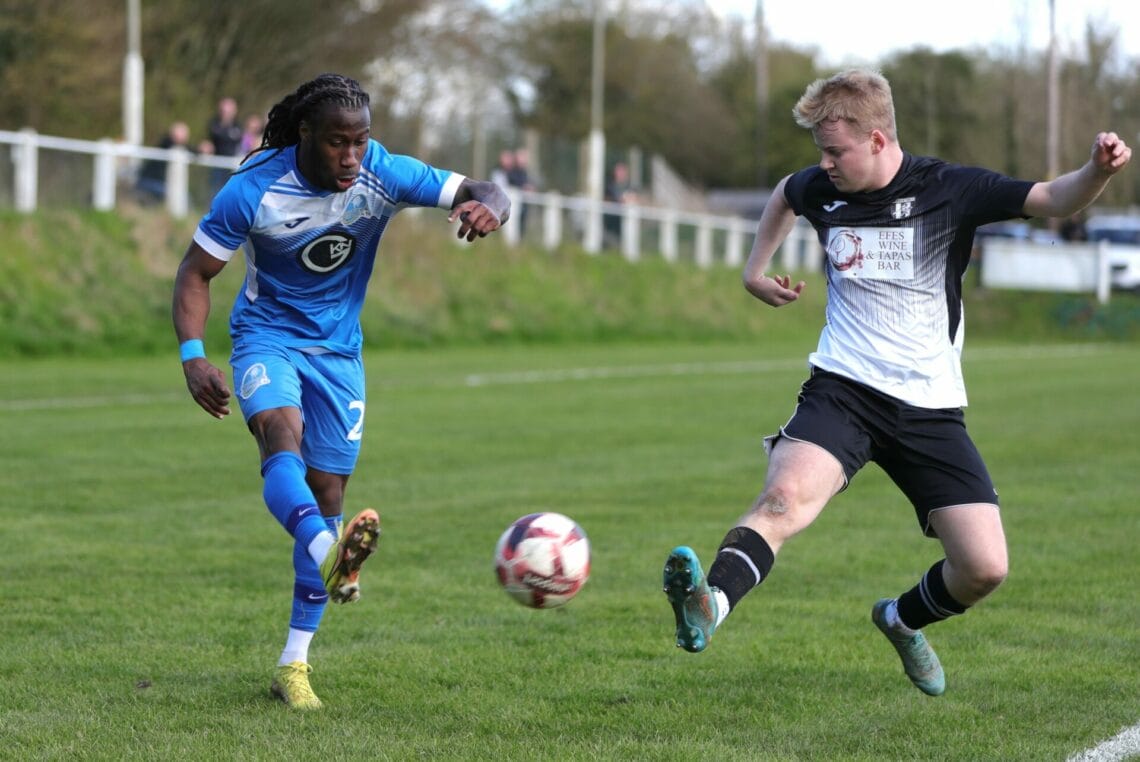 Football round-up: Tilehurst Panthers go top of Thames Valley Division ...