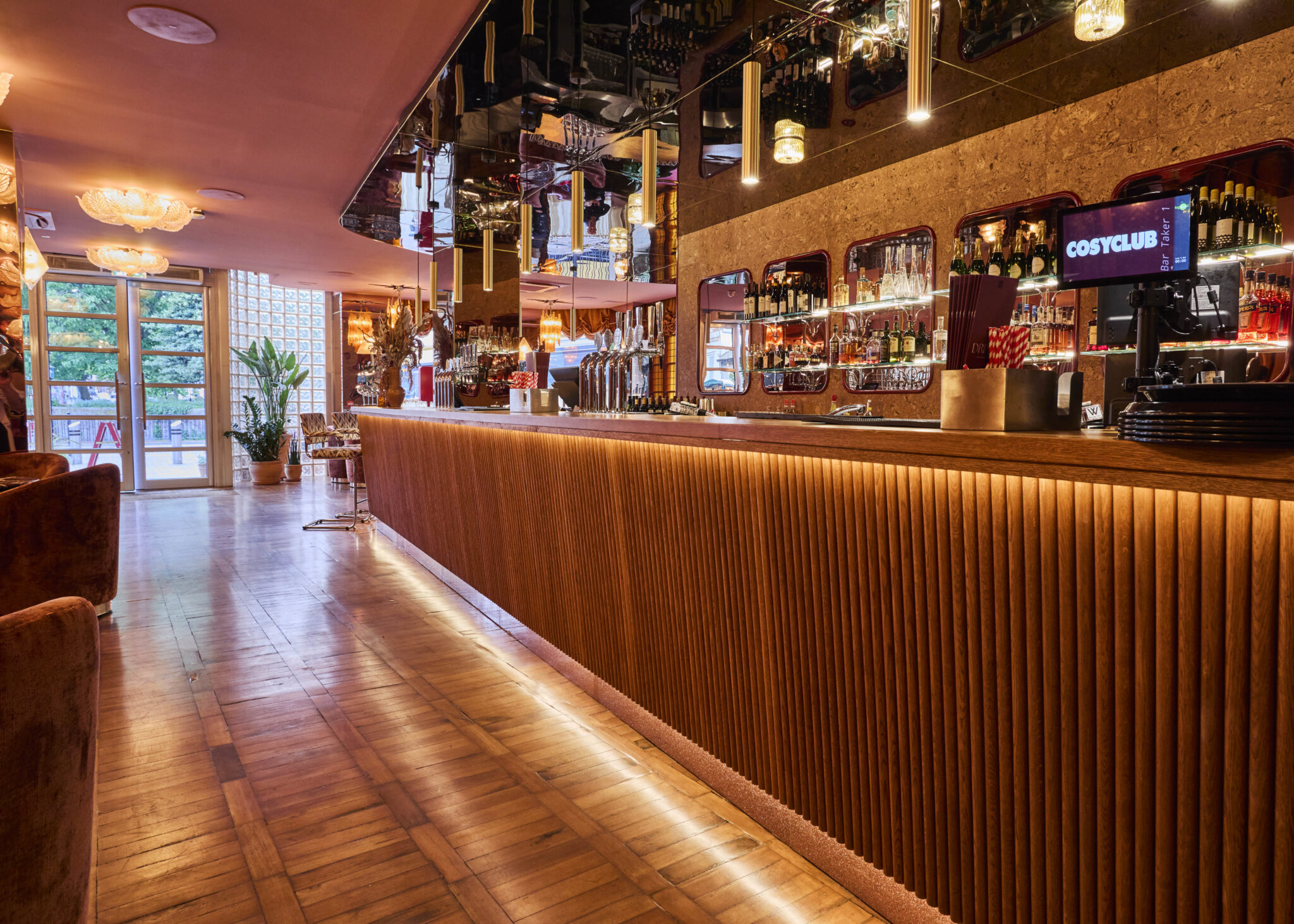 Cosy Club enjoys grand unveiling in Reading – Reading Today Online