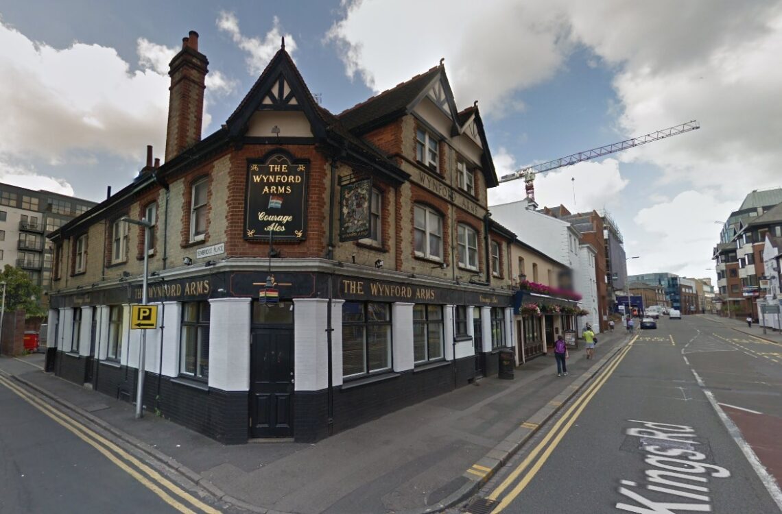Former manager of Wynford Arms, Simon Hallam, has passed away – Reading ...