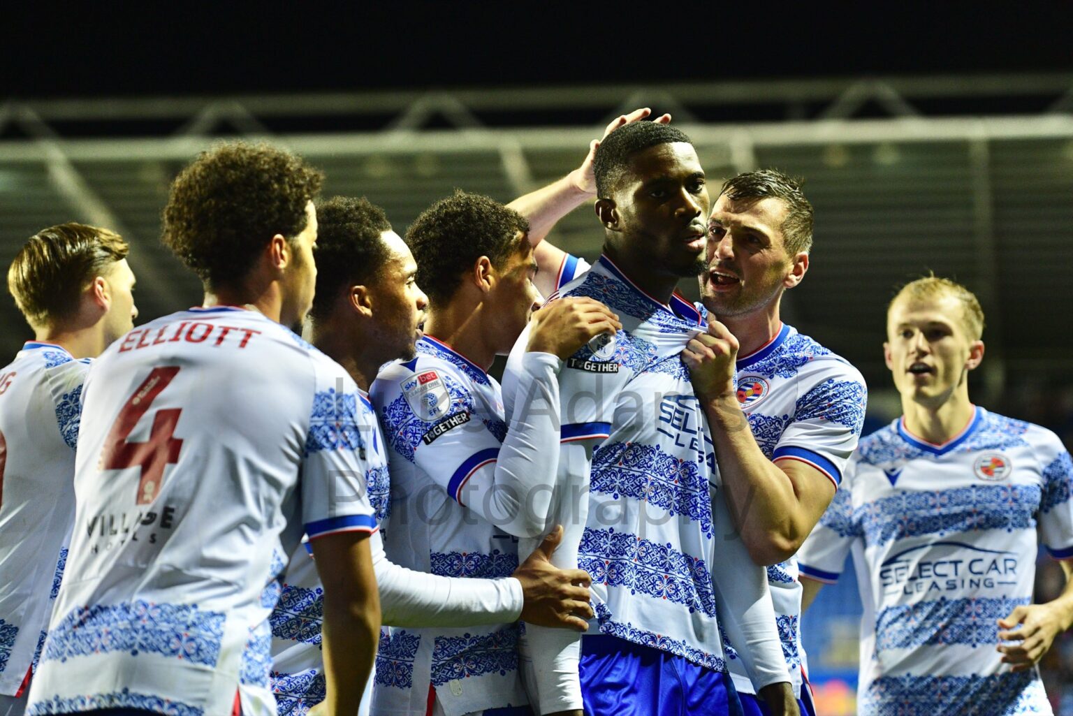 Hunt earns vital win as Reading FC move out of League One relegation ...